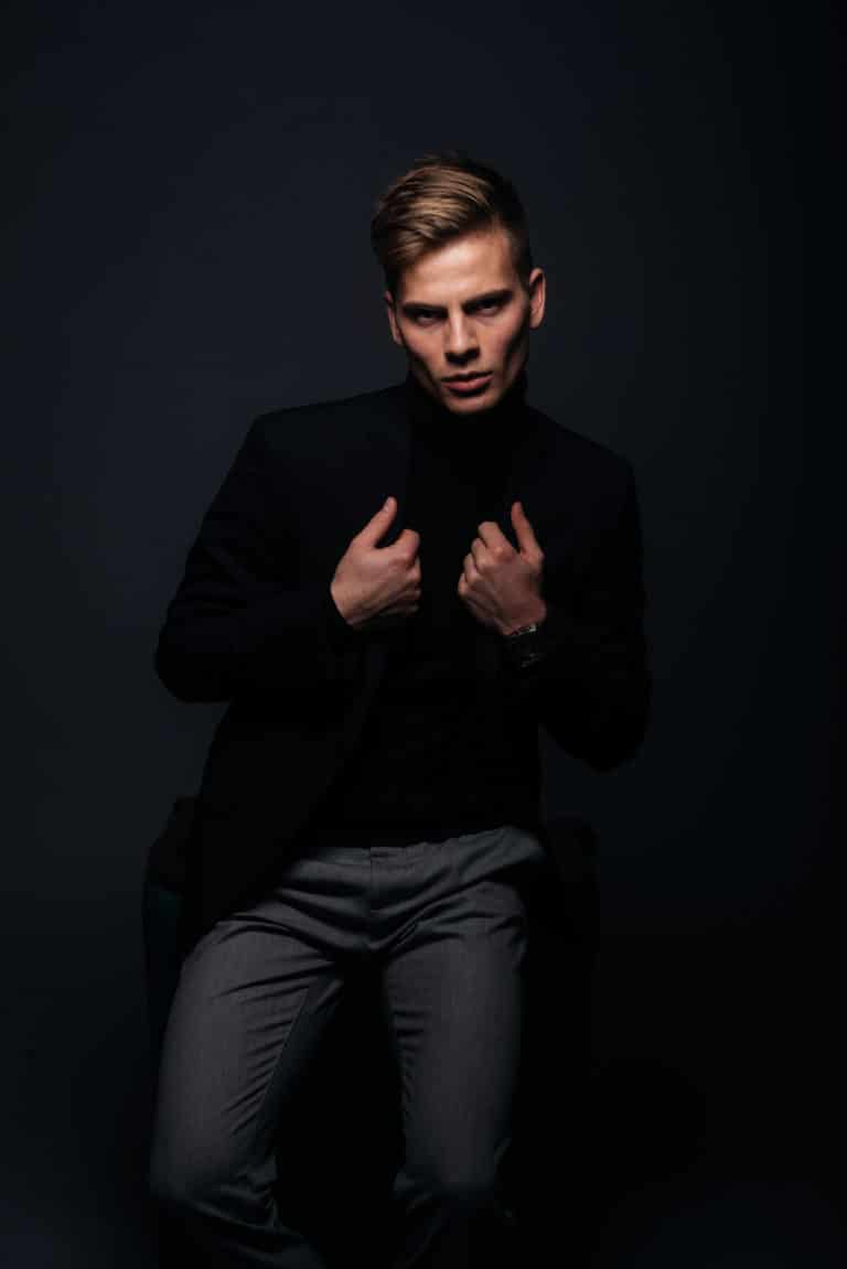 12 Male Model Poses Every Guy Must Know for a Photoshoot