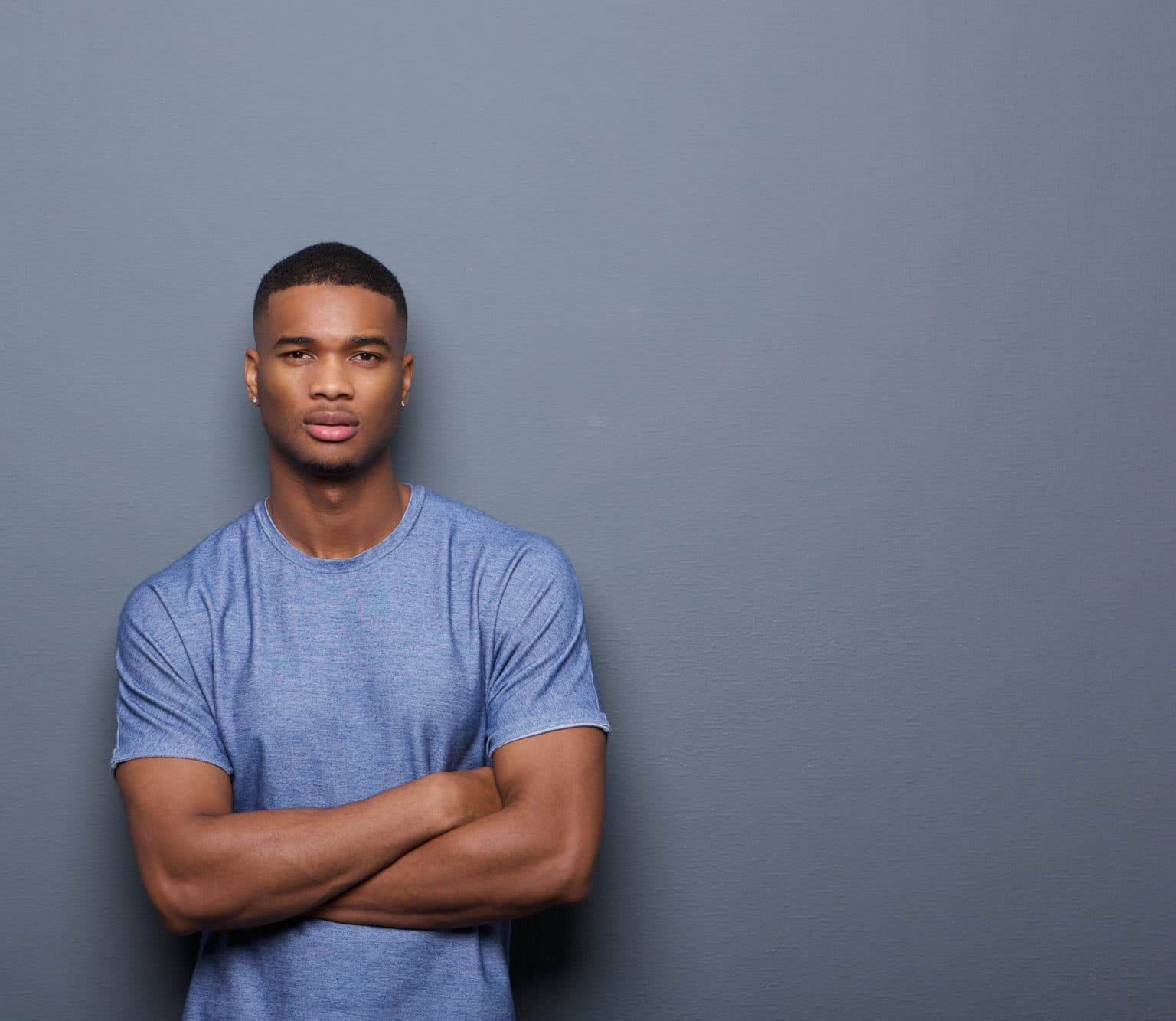 12 Male Model Poses Every Guy Must Know for a Photoshoot