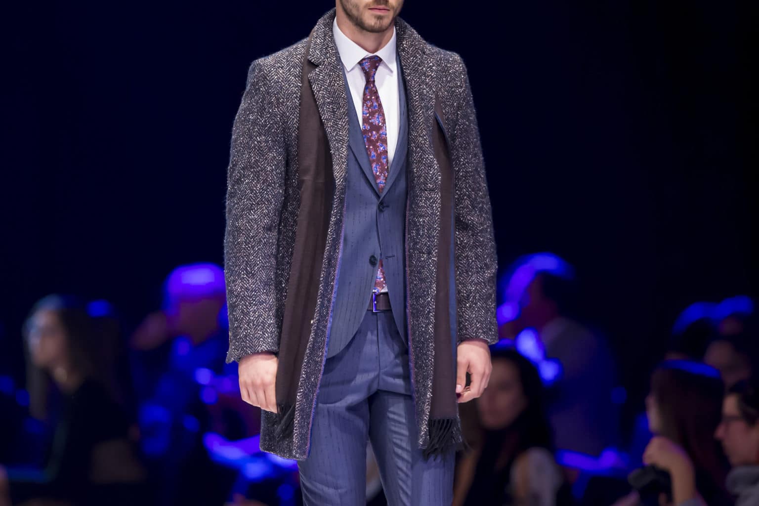 12 Male Model Poses Every Guy Must Know for a Photoshoot