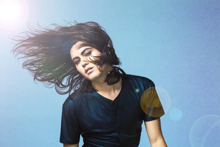 Non-Binary Fashion Modelling